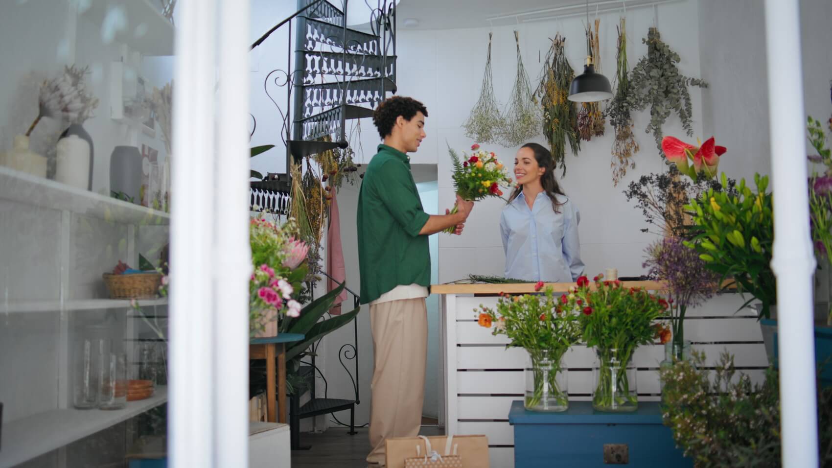 7 Reasons Why Euro Flowers is the Best Flower Shop in Ontario