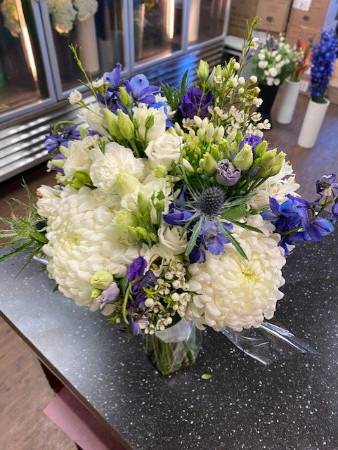 Florists Choice | Custom Flower Arrangements by Euro Flowers